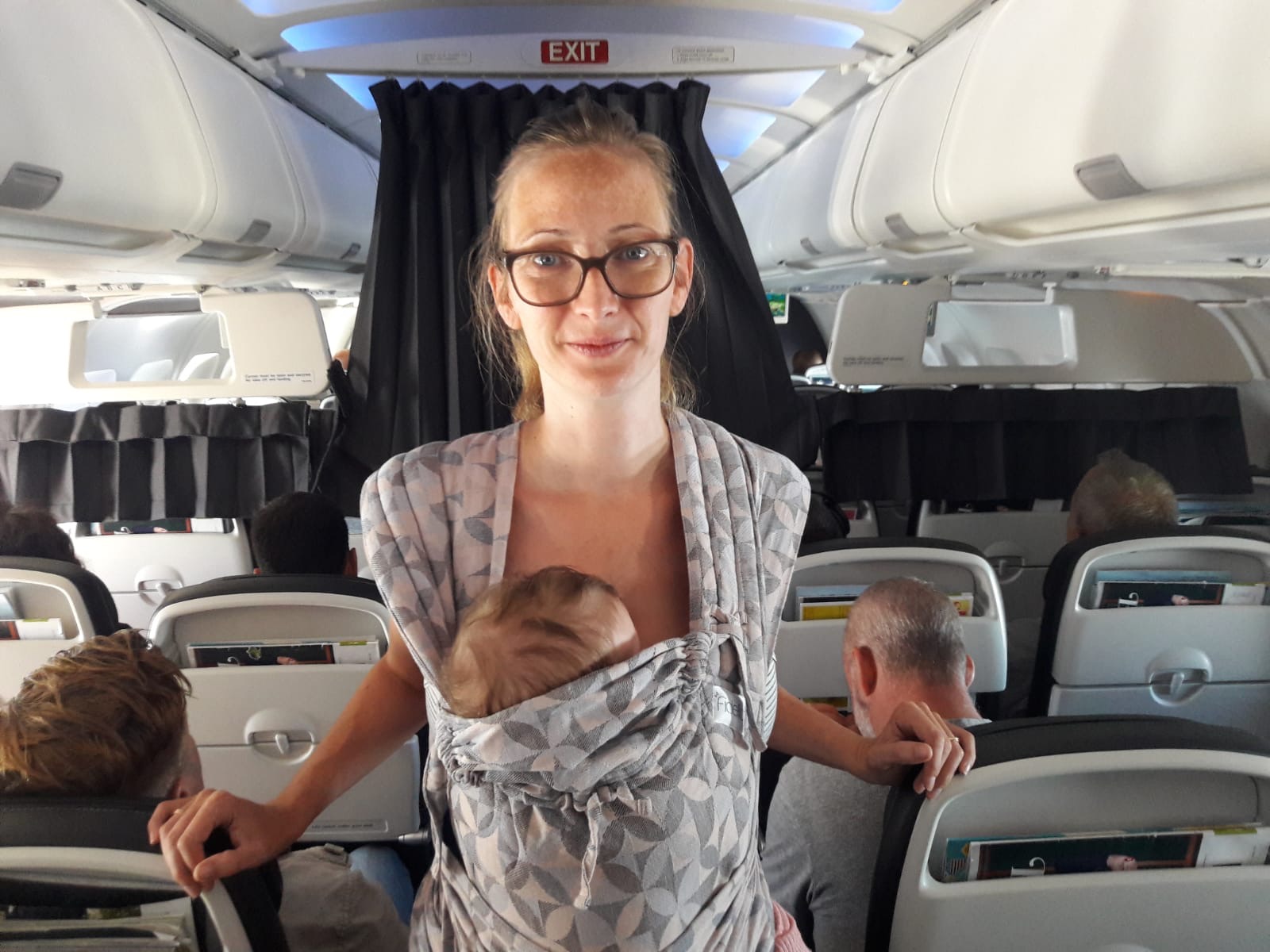 Fliegen mit Baby – 9 Tipps für einen entspannten Flug